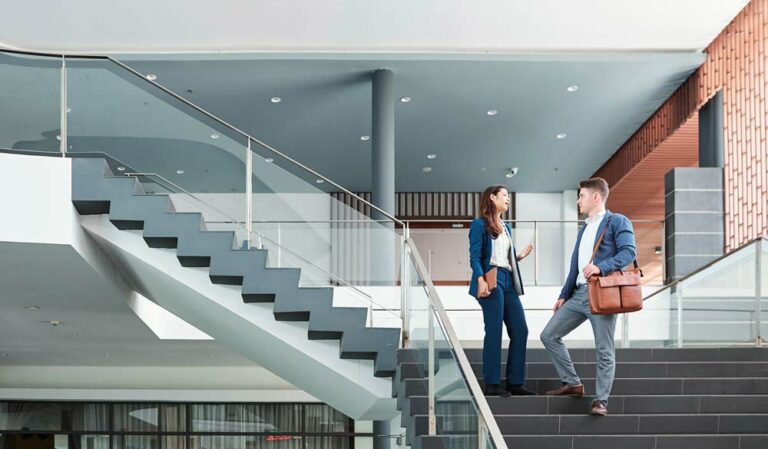 Qu’est-ce qu’un titre RNCP niveau 6 ou 7 ? - Ecole de Commerce de Lyon